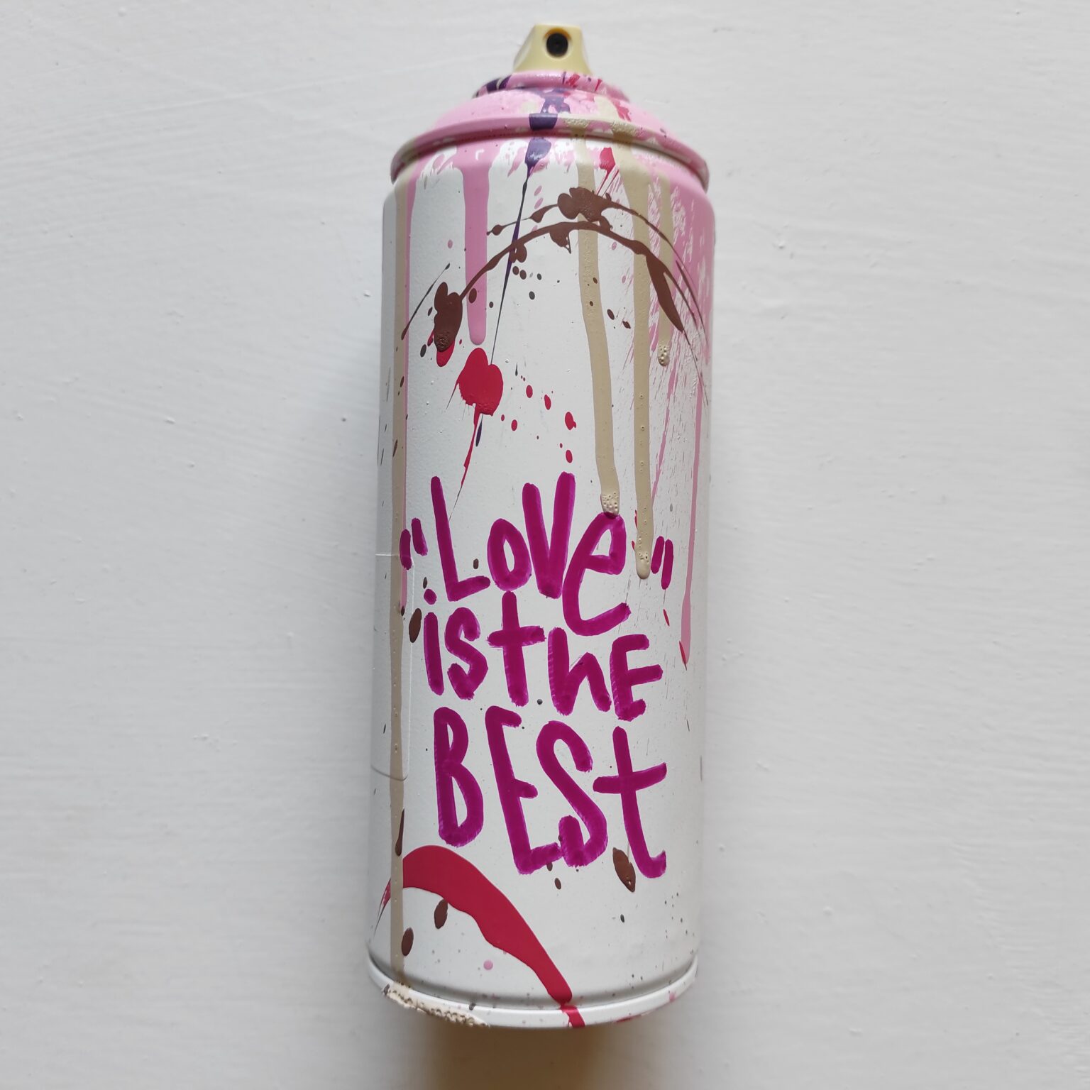 Me lata - Spray can 3 : Love is the best - Artevistas gallery
